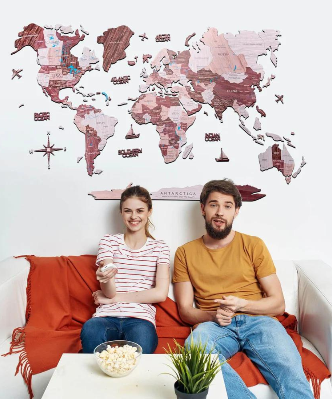 2D Weltkarte aus Holz Cappuccino - Entdecke die Welt neu